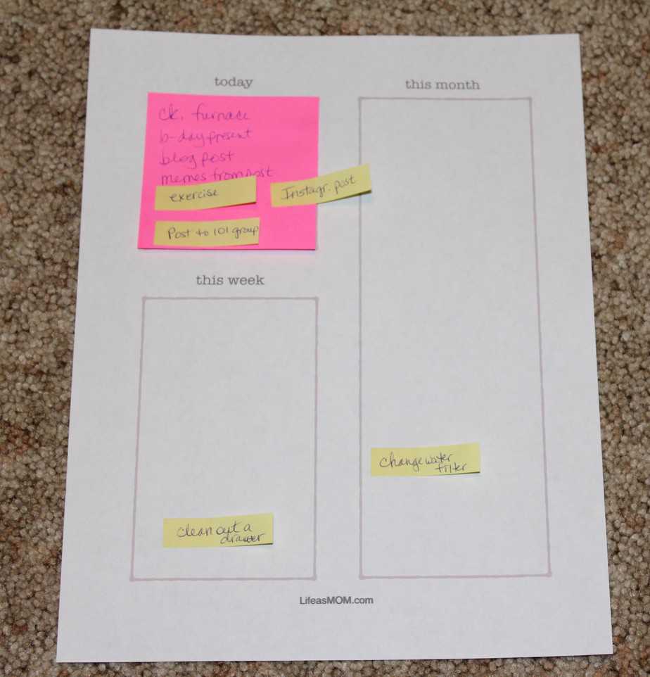 How to Get Organized & Achieve Goals with Post It Notes - Free Printables